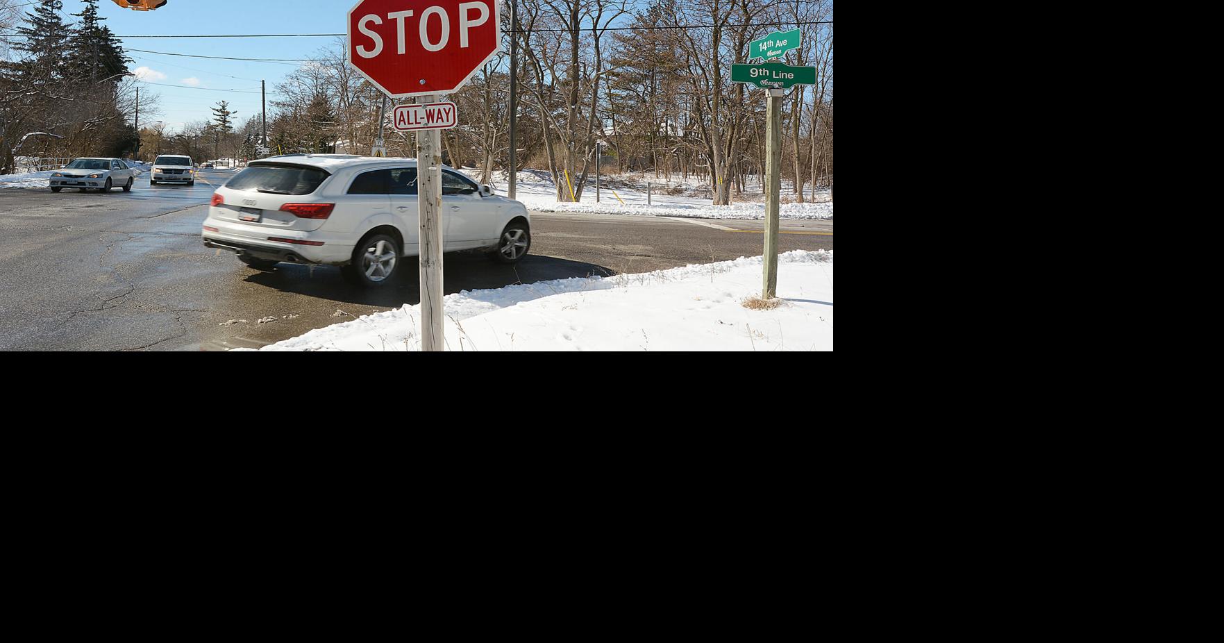 Traffic signal not welcome in Markham's Box Grove?