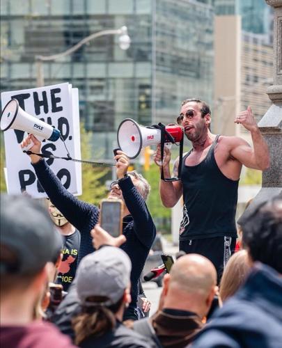 Chris Sky accused of death threats, assaulting Toronto police officer