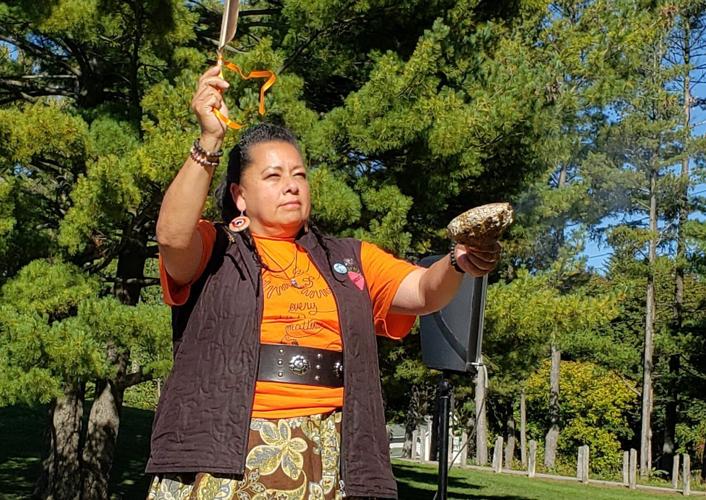 Indigenous dancers to lead Newmarket’s Santa Claus parade