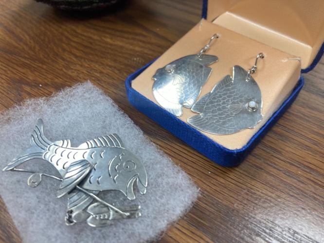 Support Alaska Junior Theater with Online Art and Jewelry Auction | Homepage | youralaskalink.com