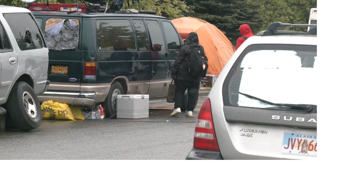 City Crews Clean Up Homeless Camp on Fairbanks Street in Anchorage ...
