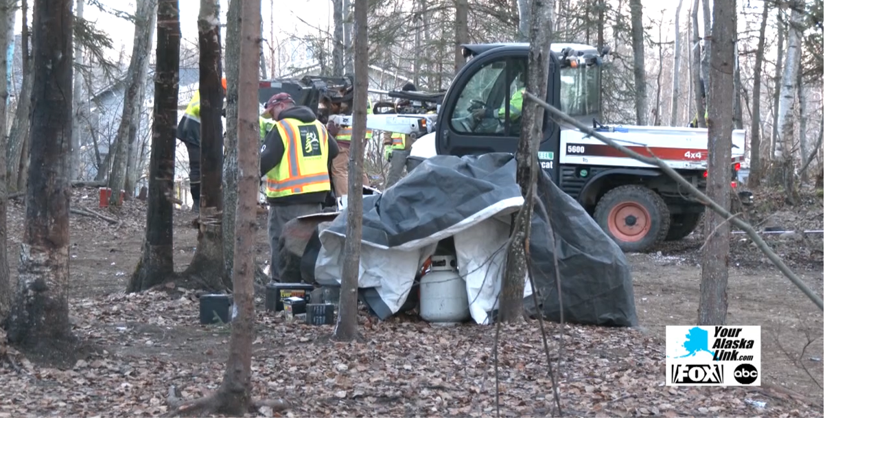 Cleanup underway at Chanshtnu Park homeless camp in Anchorage ...