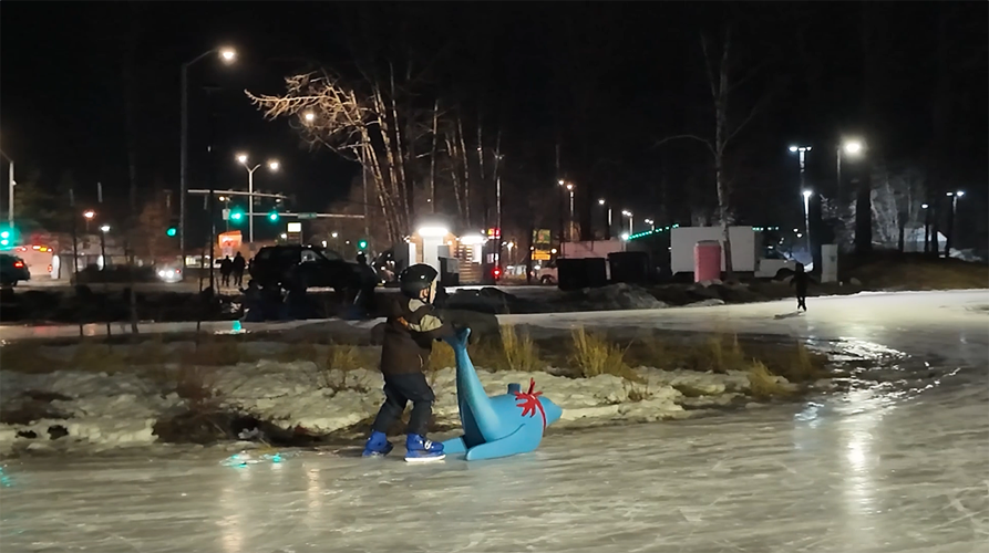 PHOTOS: Skater Tots at Chanshtnu Park in Anchorage | | youralaskalink.com