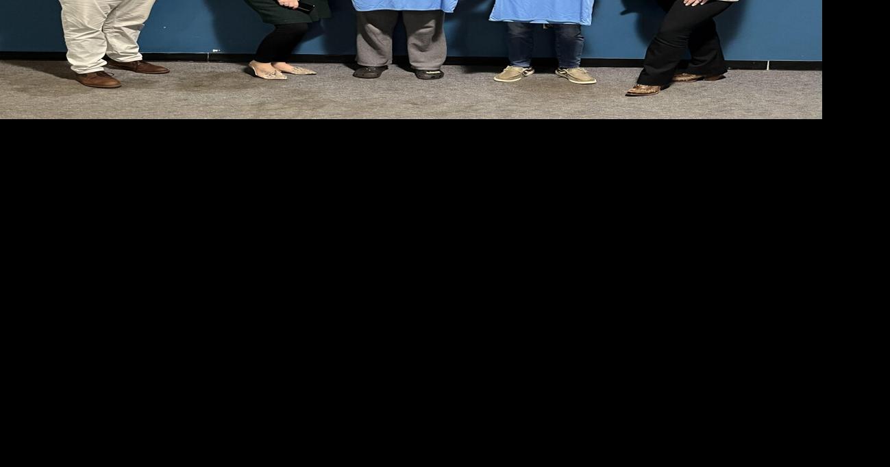 Girls tennis’s Bruce, boys soccer’s Elliott earn player of week honors ...