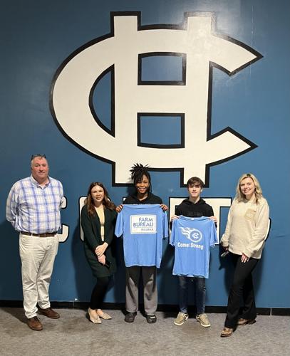 Girls tennis’s Bruce, boys soccer’s Elliott earn player of week honors ...