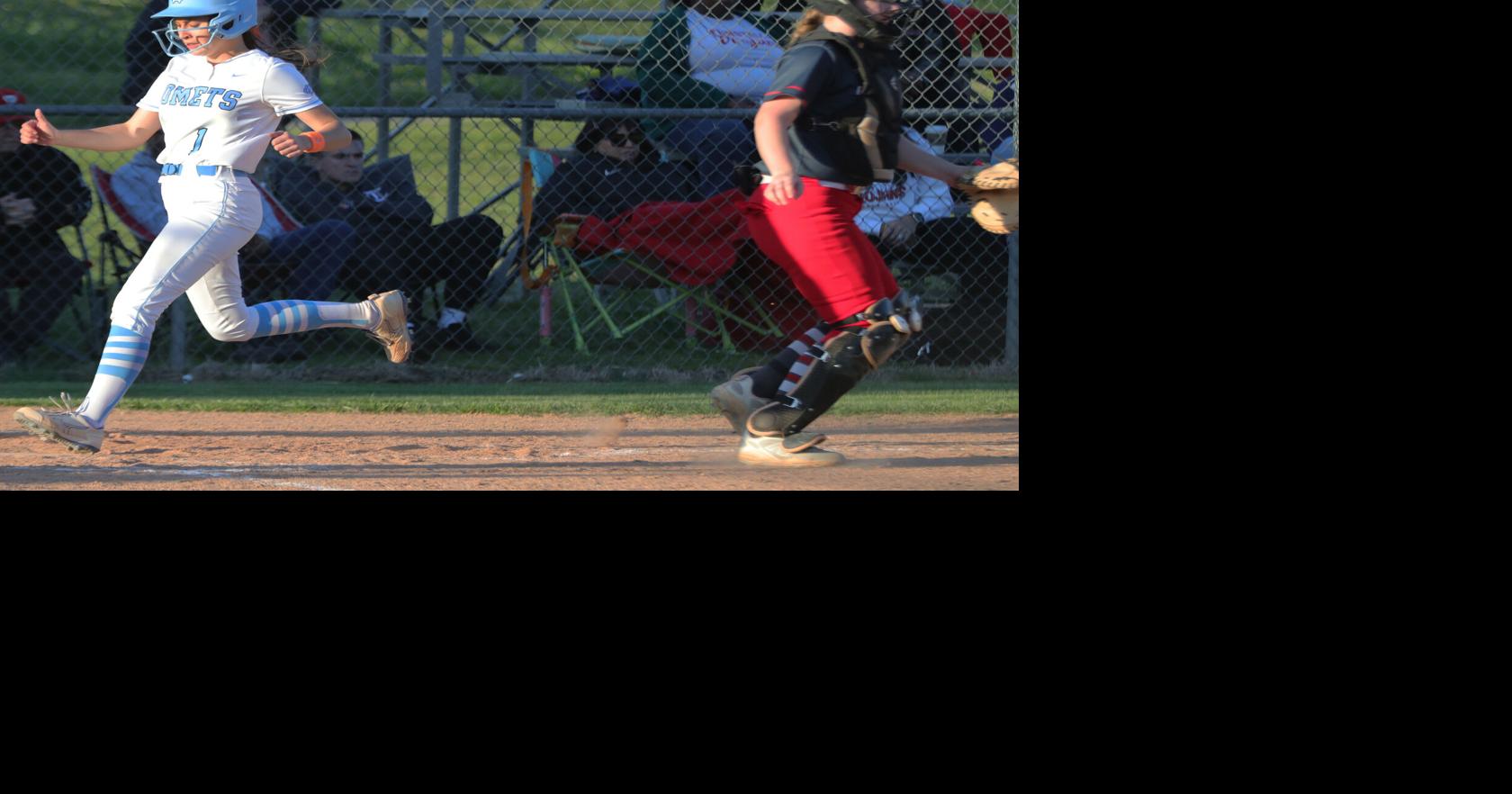 Lady Comets fall to Tunstall 13-7 in slugfest | Prep Sports | yourgv.com