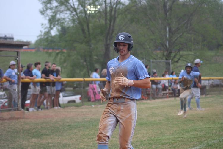 Comets breeze in district play against Bassett | Prep Sports | yourgv.com