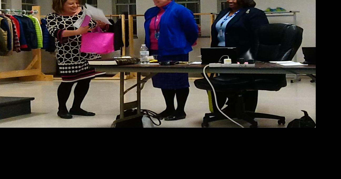 Transcript fee increase fails on tie; learning center study sought ...