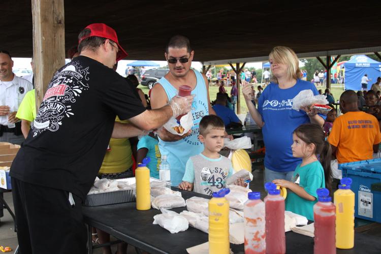 Community enjoys a good ‘night out’ | County Life | yourgv.com
