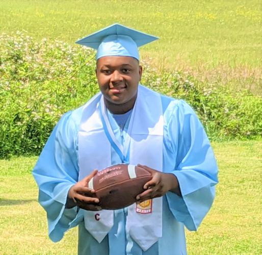 Scholarships awarded to students | Society | yourgv.com