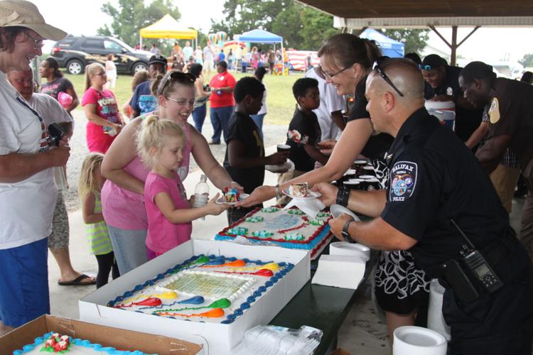 Community enjoys a good ‘night out’ | County Life | yourgv.com