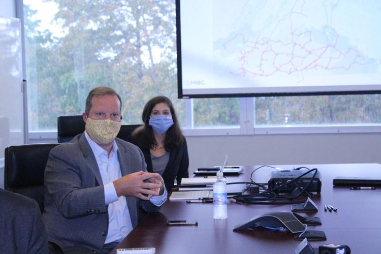 Senator visits to discuss broadband challenges with leaders | Local ...