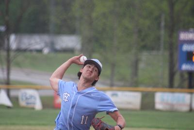 Comets breeze in district play against Bassett | Prep Sports | yourgv.com