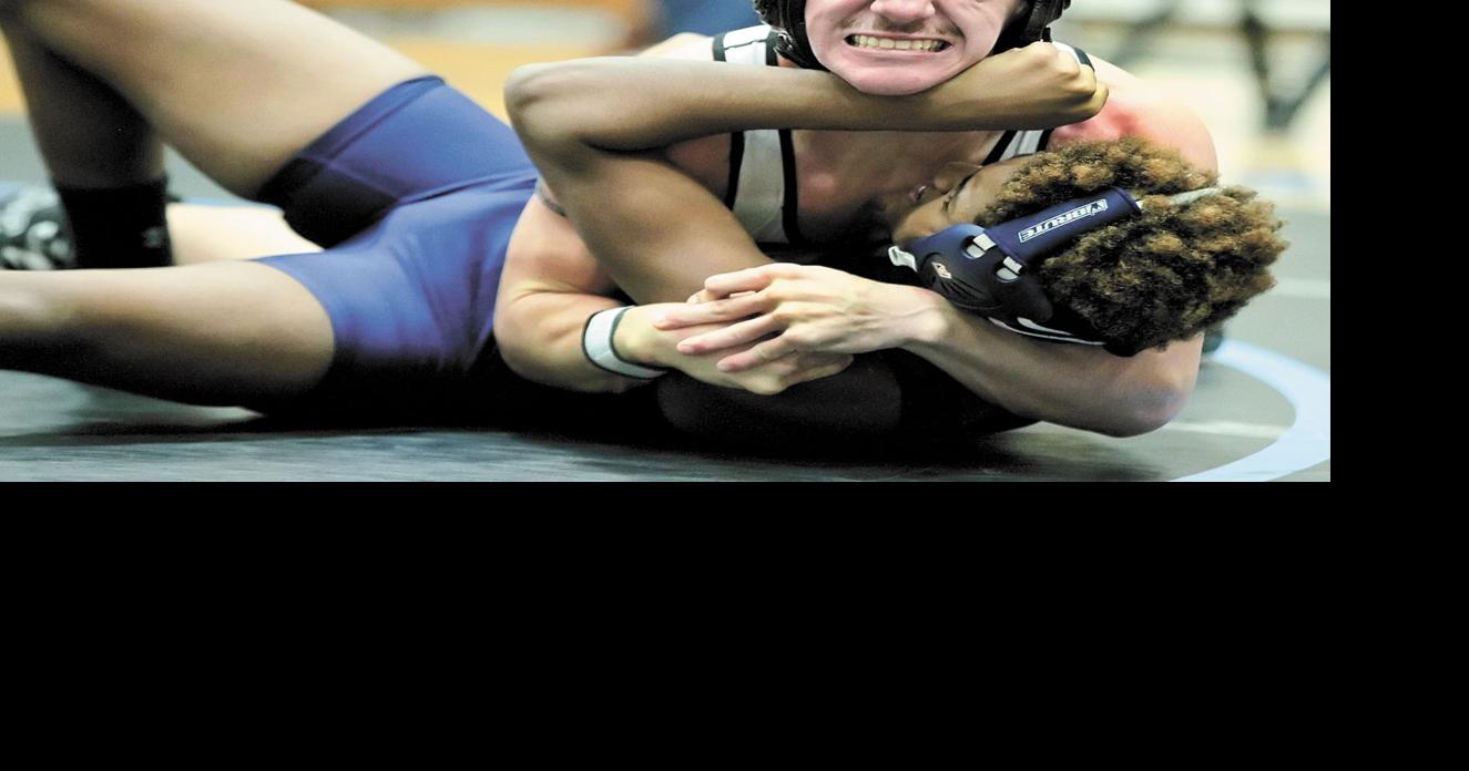 Comets grapplers top Bluestone HS | Prep Sports | yourgv.com