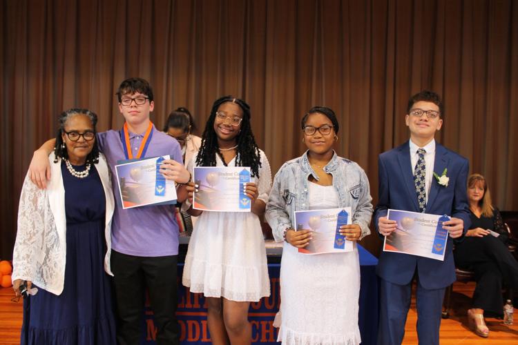 Eighth grade awards and promotion ceremony | Education | yourgv.com