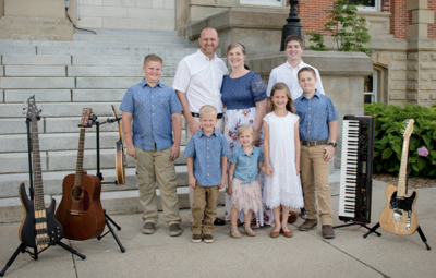 Amos Raber family in concert Friday | Religion | yourgv.com