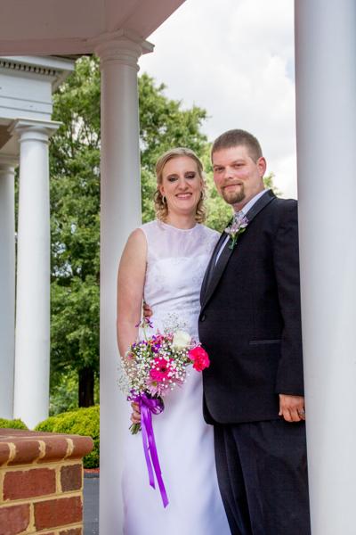 Leslie Erin Guthrie, Eric Daniel Thomas share vows | Society | yourgv.com