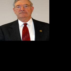 ED-5 trustee Roger Long not seeking re-election | Local News | yourgv.com