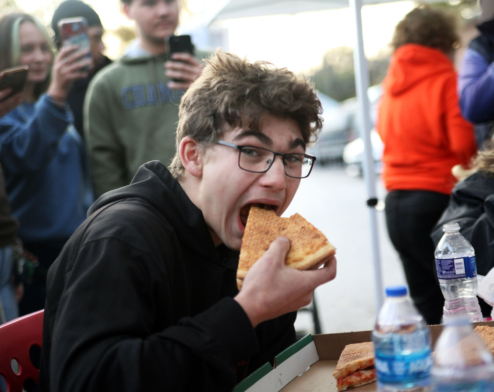 At pizza eating contest, a marinara massacre | Local News | yourgv.com