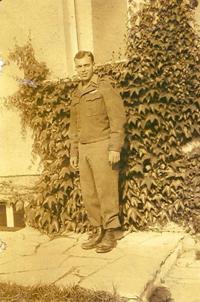 World War II veteran Sol Harris defies odds | Local News | yourgv.com