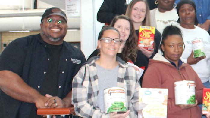 ‘Grillers for a Cause’ heads up Thanksgiving Day outreach at Beth Car ...
