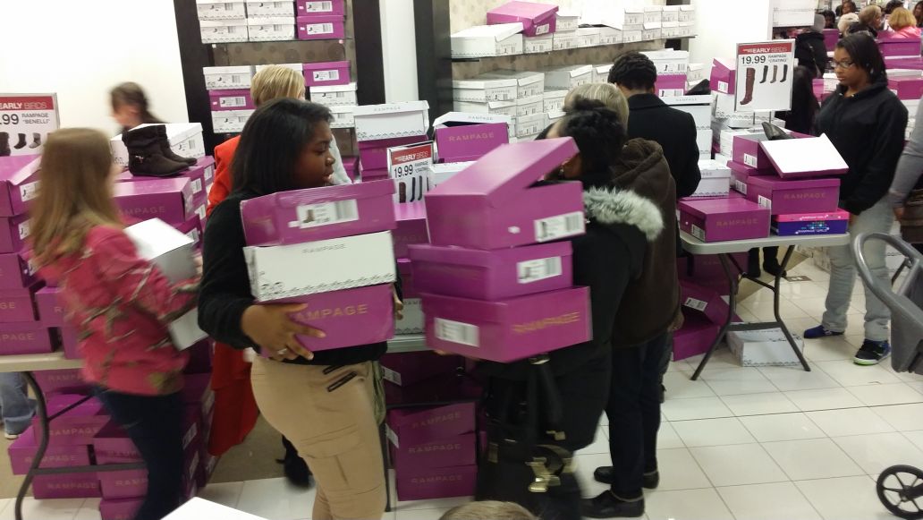 Thanksgiving Day shopping outpaces traditional Black Friday | Business ...