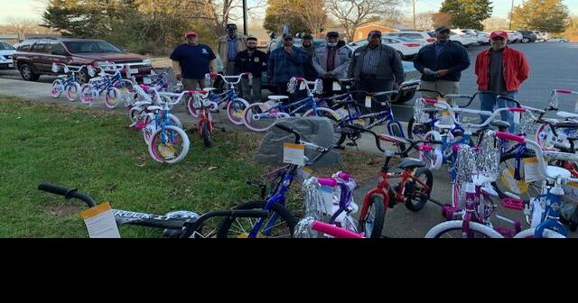 Pastor and deacons deliver 35 bikes for kids | County Life | yourgv.com