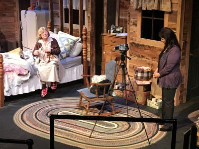 Small army of helpers make ‘Grace & Glorie’ feel as real as a play can ...