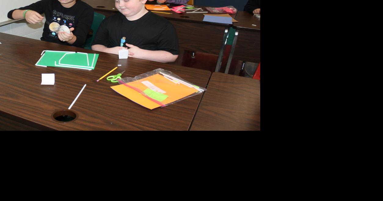 PHOTOS: Scottsburg Elementary students create Jingle Mazes | Society ...