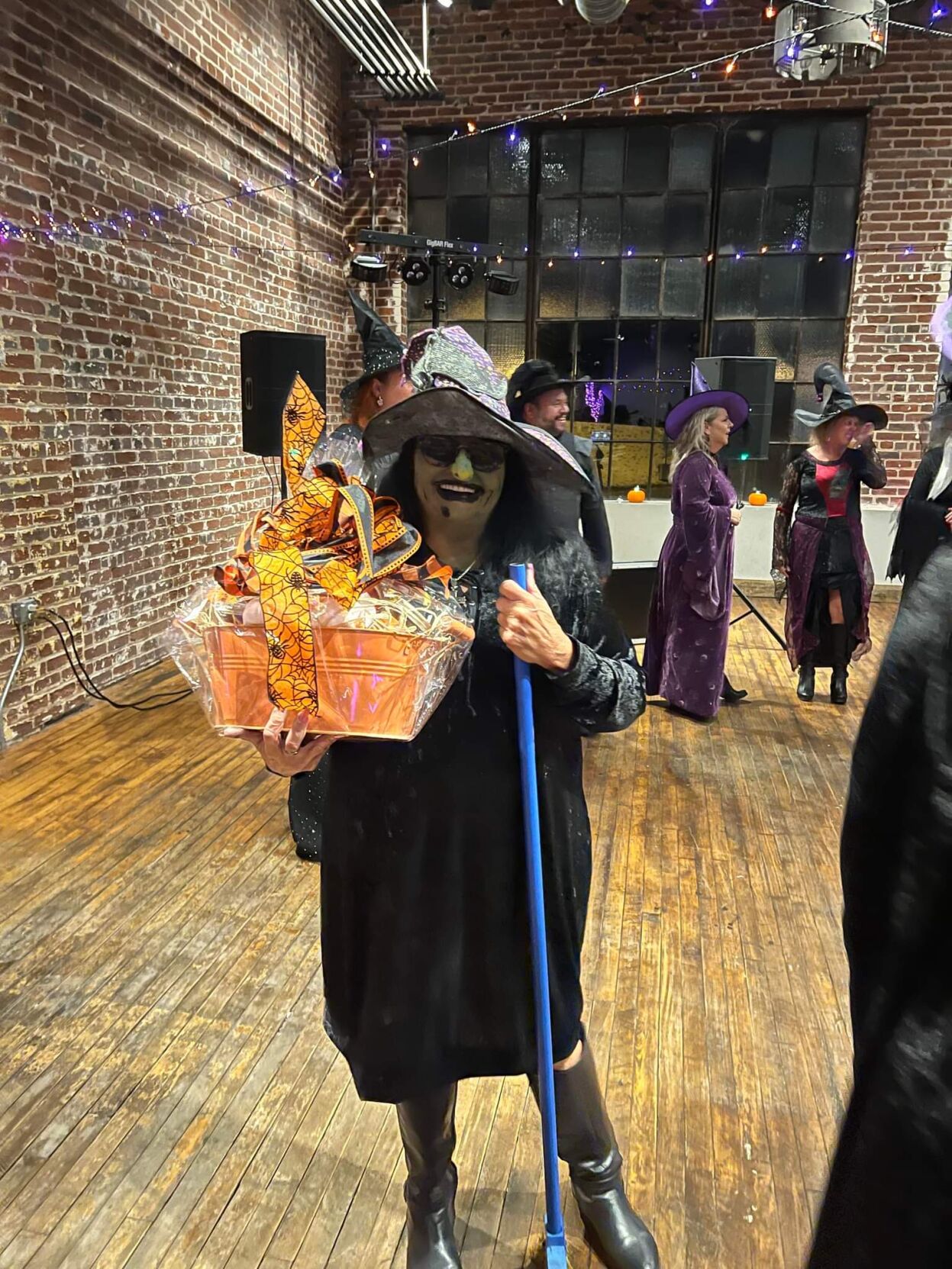 Witches Ball raises more than $1K | Local News | yourgv.com