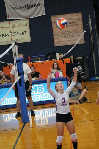 Middle school volleyball edges Nottoway in non-district action ...