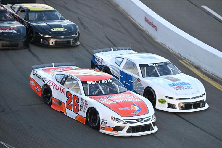 High-stakes finale: Riggs, Sellers, Borst to battle for Late Model ...