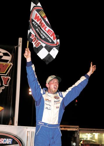 Crews battles past Willis for win | Racing | yourgv.com