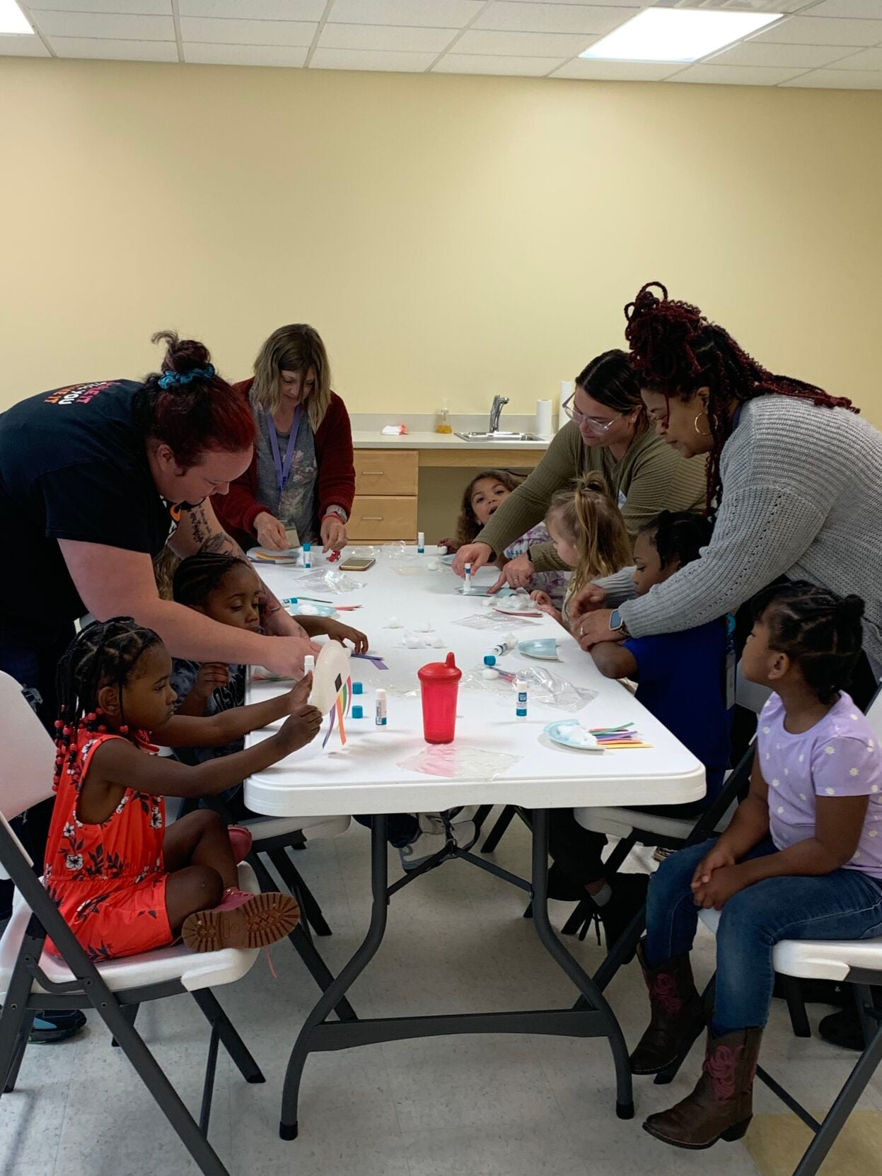 PHOTOS: April PTO Craft Day hosted | Education | yourgv.com