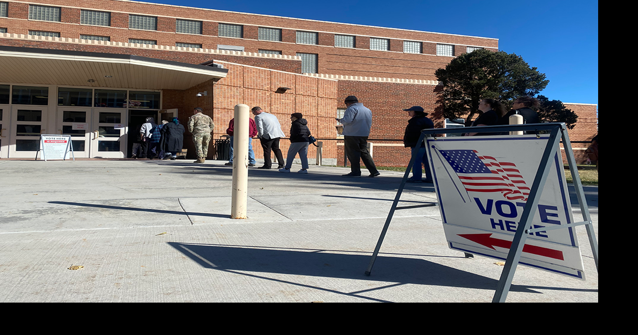 Voters Brave Wind and Cold in Long Lines at the Polls on Election Day ...