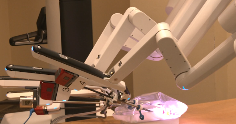 Casper hospital debuts Wyoming's first da Vinci 5 robotic surgical ...